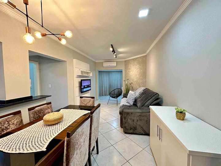 Apto A 80m Do Mar Na Melhor Região Da Meia Praia - Porto Belo