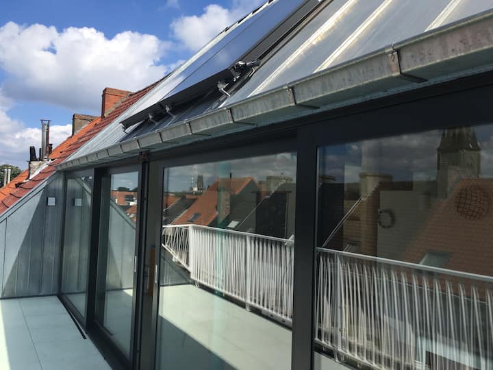 Penthouse With Sunny Terrace, Ideal For Expats! - Gand