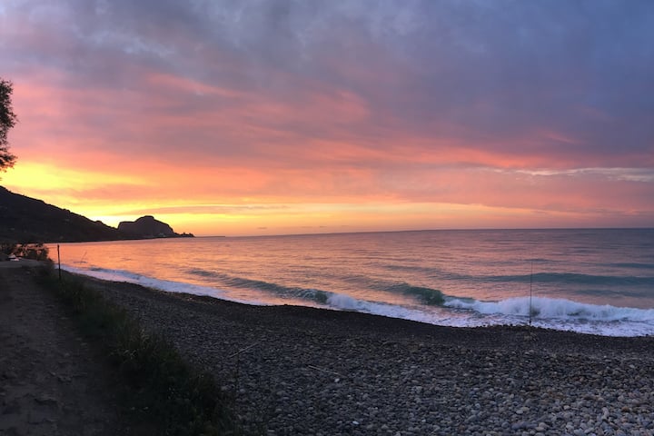 Playamuri Sea Apartments Alicudi Room - Castelbuono