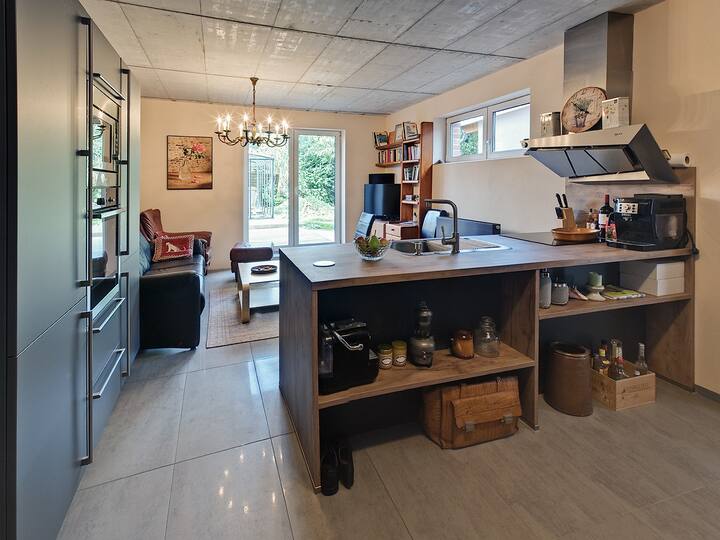Appartment Im Grünen/ Billiardroom - Schwerin