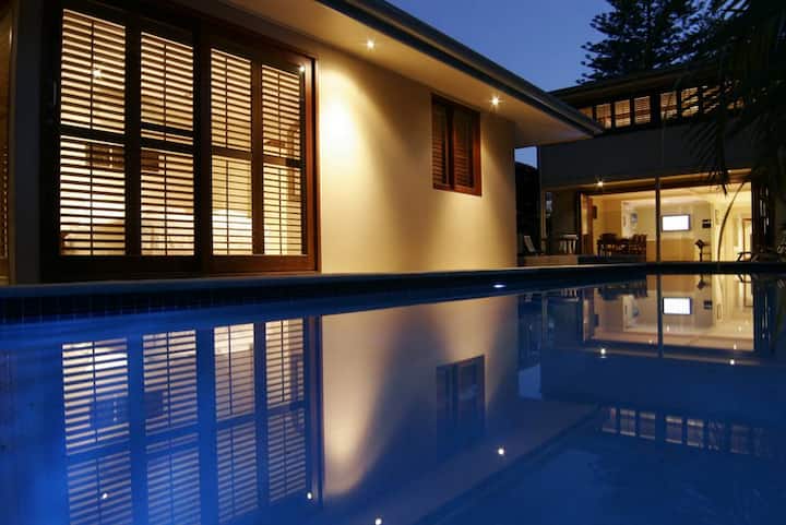 Luxury Beach Front Accom. Byron Bay - Byron Bay