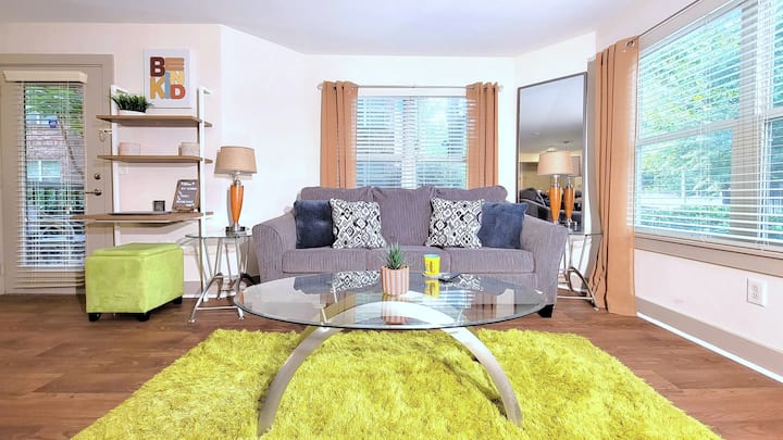 Peaceful & Comfy Condo In The ❤ Of All The Action! - Atlanta, GA