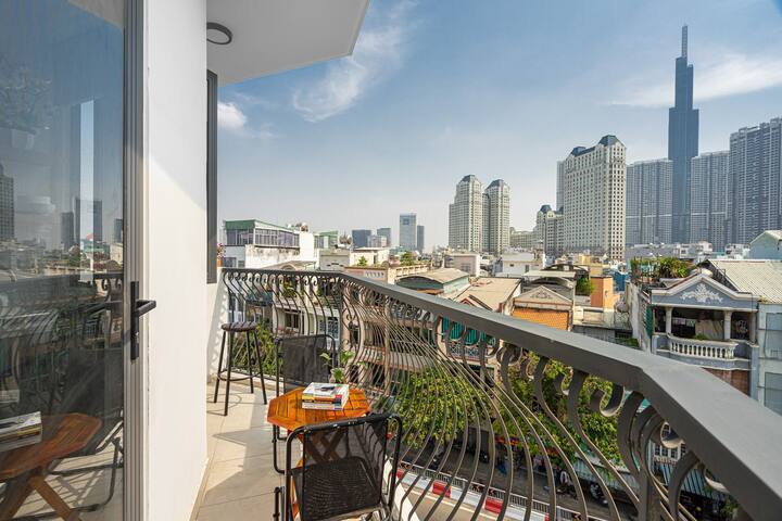 Very Nice Design In Balcony Apt@landmark81's View! - Ho Chi Minh City
