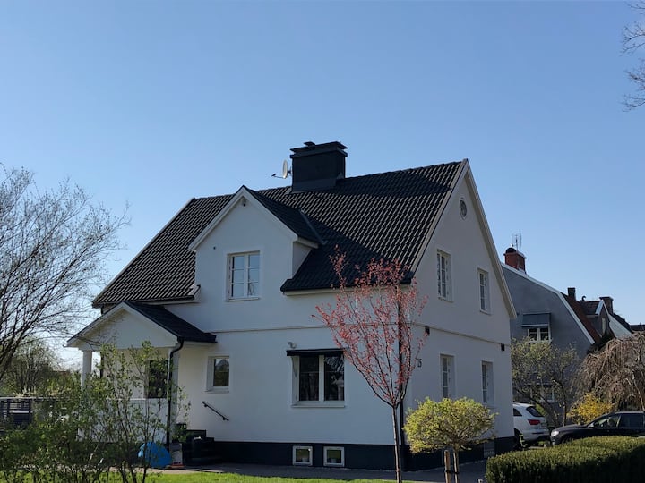 Central Villa Med Pool - Jönköping