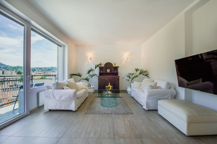 Victoria Apartment - Como
