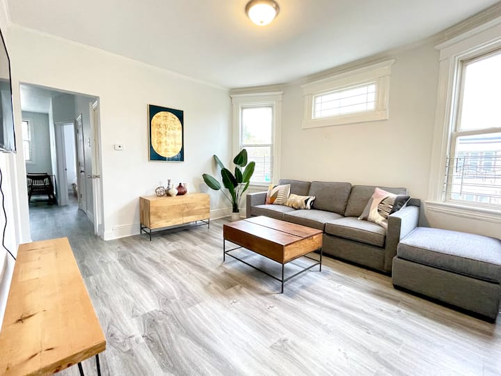 Modern Clean 3 Br/1ba W/ Queen Beds Close To Nyc - Jersey City, NJ