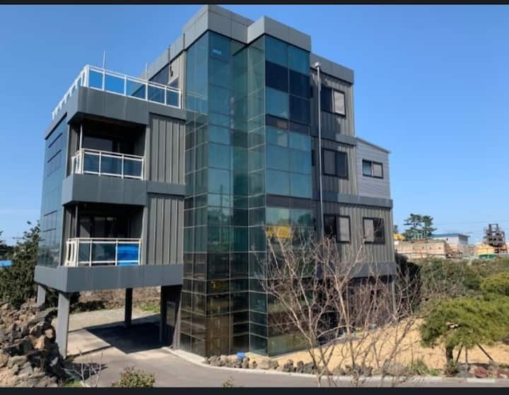 깨끗한 신축/대가족 환영
한달살기 (특가) 문의주세요 - Ciudad de Jeju