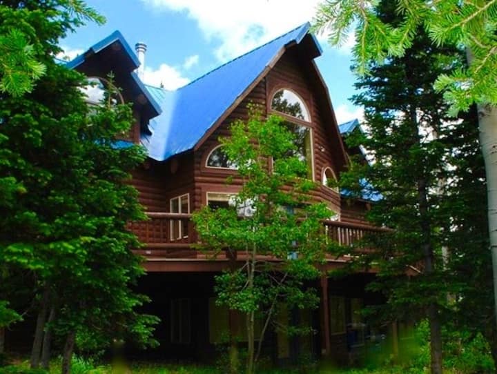 Beautiful, Large & Sunny Ski In/out Mountain Home - Brian Head, UT