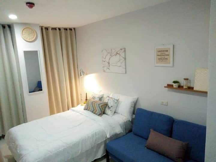 Cloud 907 Cityscapes Condominium Is At The Center Of City Bacolod - Bacolod