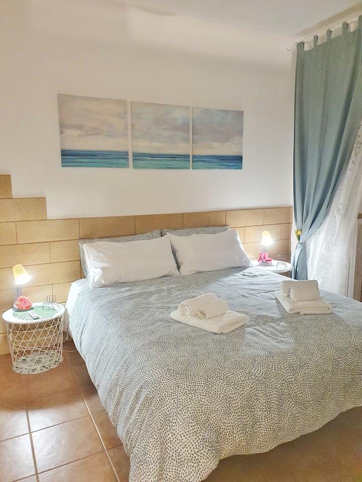 Don Vito's Home-your Ideal Home For Up To 3 Guests - Bari