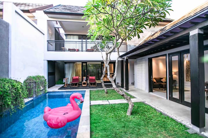 Avilla Paradise 2br Spacious Villa Main Seminyak - Seminyak