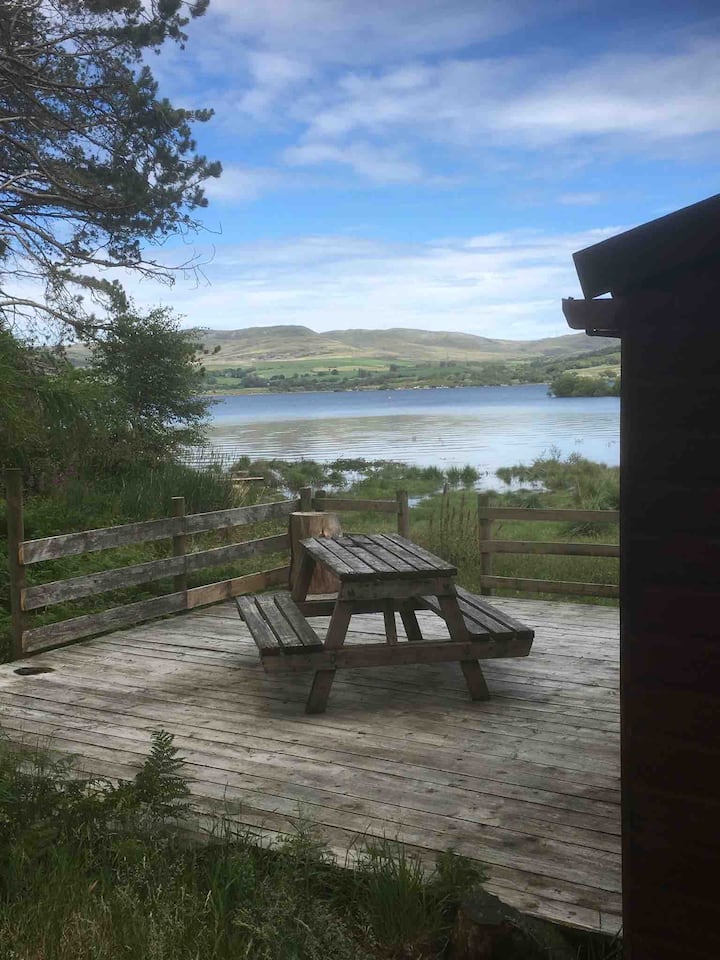 Snowdonia Woodland Cabin - North Wales