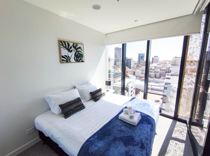 Charming/ Central Apartment Home/ Rundlemall - Flinders University at Victoria Square
