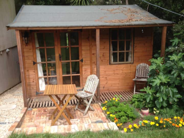 Tiny House Cottage - Close To Beaches And Forests. - Auckland