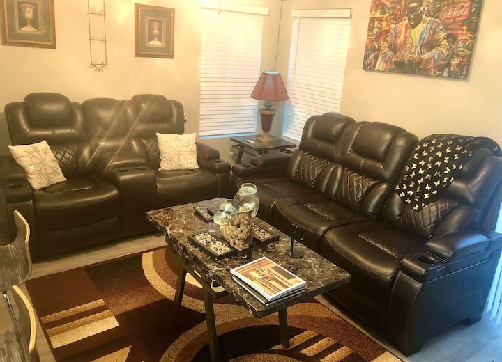 The Nova ~ Cozy Place In East Memphis - ジャーマンタウン, TN