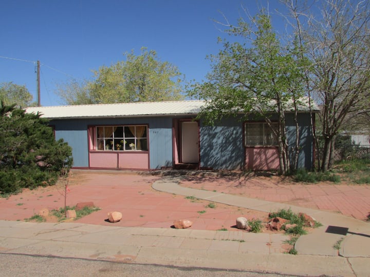 3 Bedroom, Holds Up To 15 - Moab, UT