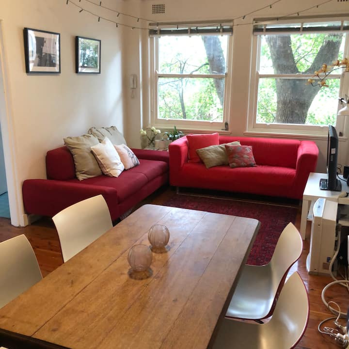 Sunny Room +Private Balcony, Close To Beach &Shops - Bondi Beach