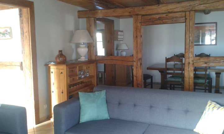 Maison Au Calme Avec Terrasse Privative - Albé