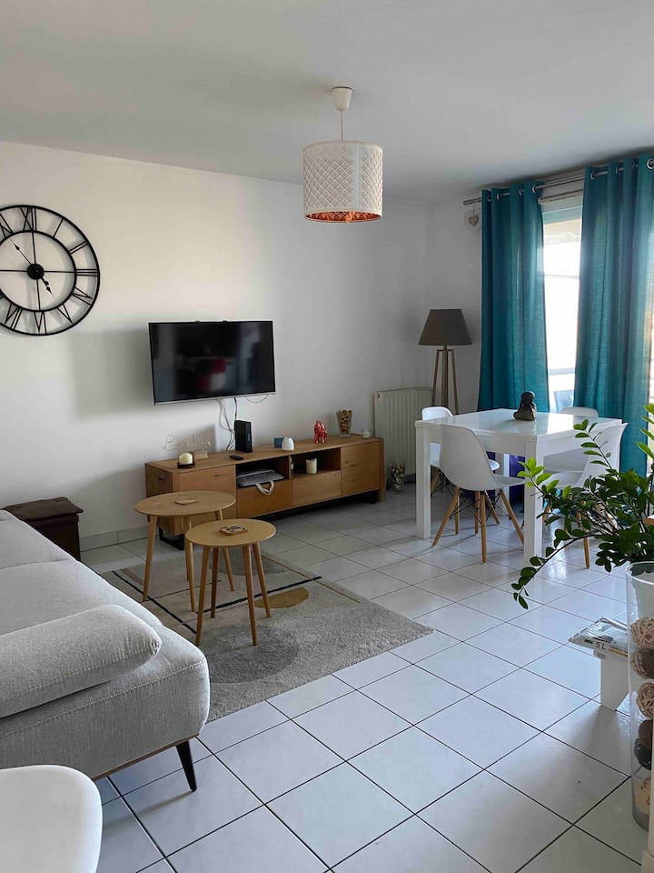 Chambre Pour 1 à 2 Personnes Dans Appartement Cosy - 리옹