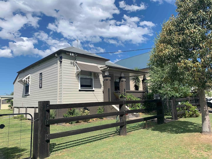 Black Fence Cottage - Hunter Region