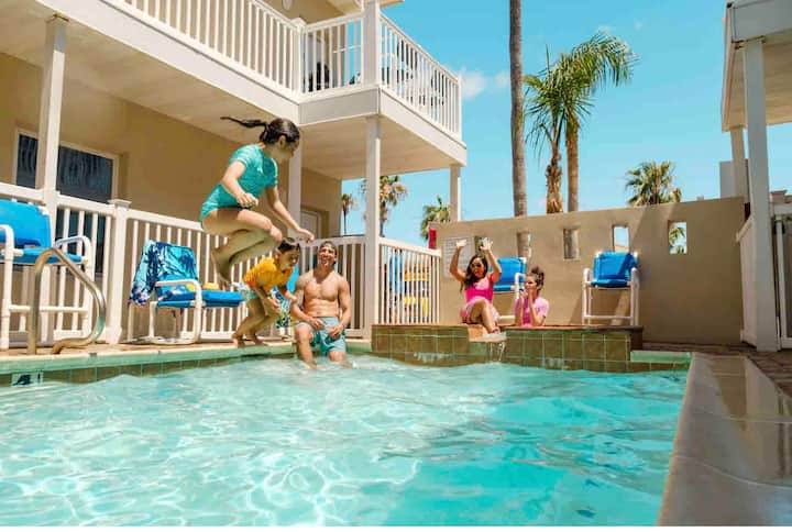 Lovely 2 Bedroom 2 Bath Condo - South Padre Island, TX