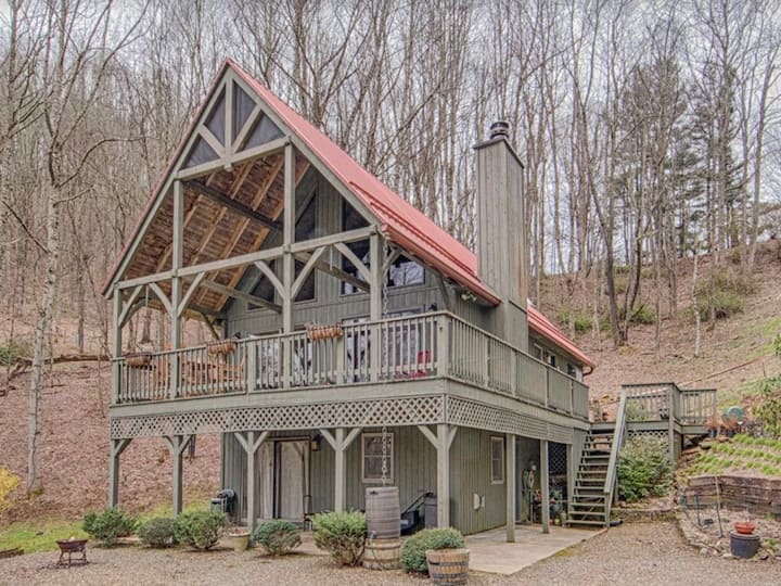Revitalize At Woodland Retreat! - Waynesville, NC
