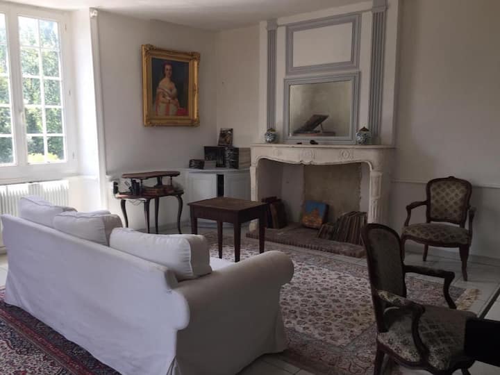 Manoir Xviiie, Chambre De La Belle Inconnue - Chasseneuil-du-Poitou