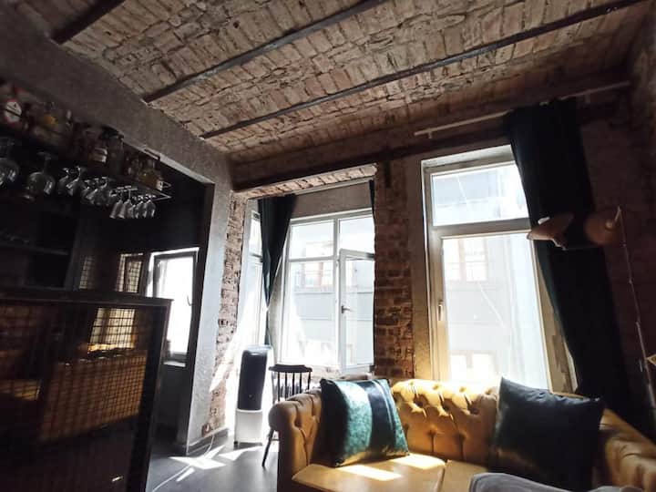 Charming Historic Apartment In Istanbul's Heart - Estambul