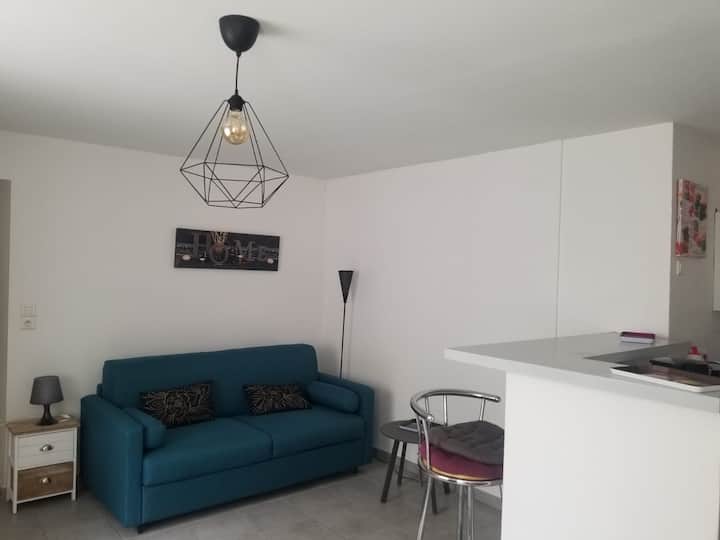 Beau Studio En Plein Centre - Saint-Geniez-d'Olt