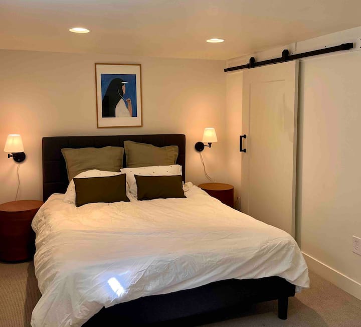 Private Studio Near Swedish - Seattle, WA