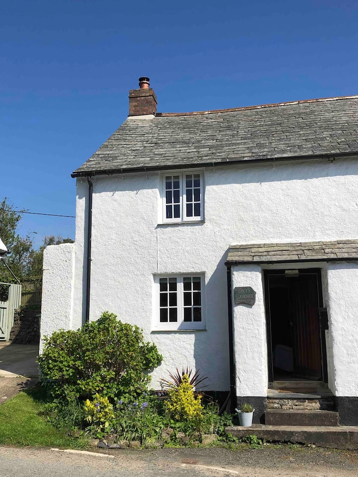 Cornish Cottage By The Sea - Welcombe