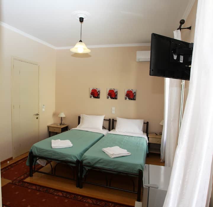 Lefcothea Guest Rooms - Paxos