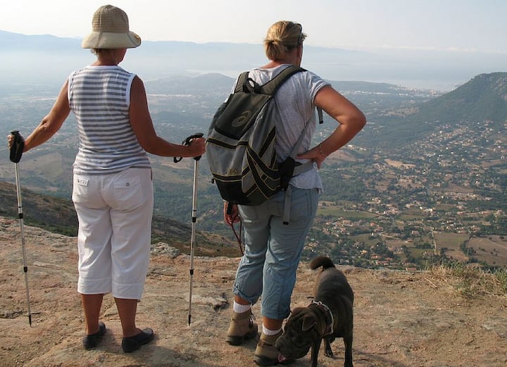 Rez De Villa Avec Magnifique Vue Sur Le Mont Gozzi - Bastelicaccia