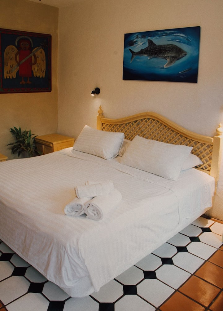 Romantic Getaway At Isla Cozy Room 2 Pax Wi-fi - Isla Mujeres