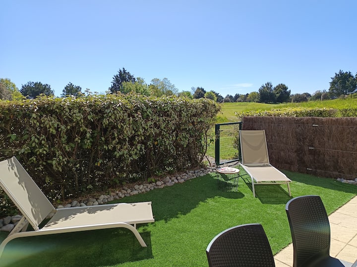 T2 Classé 3* - Terasse Vue Golf  Et Parking - Pornic