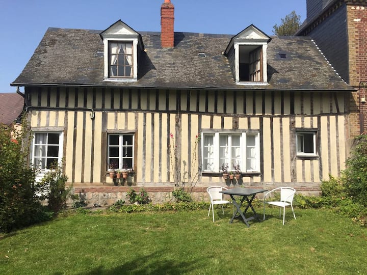 18th Century Normandy Cottage - Dieppe