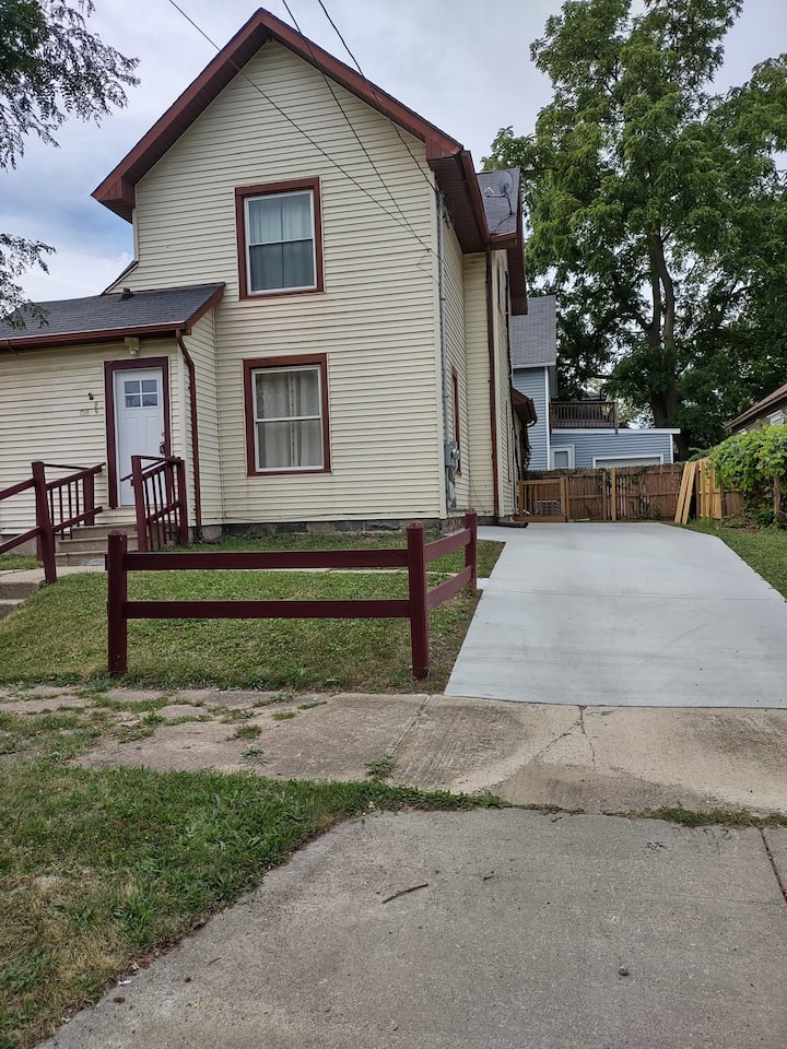 Cheerful 1 Bedroom Apt House In Lansing. - Lansing, MI