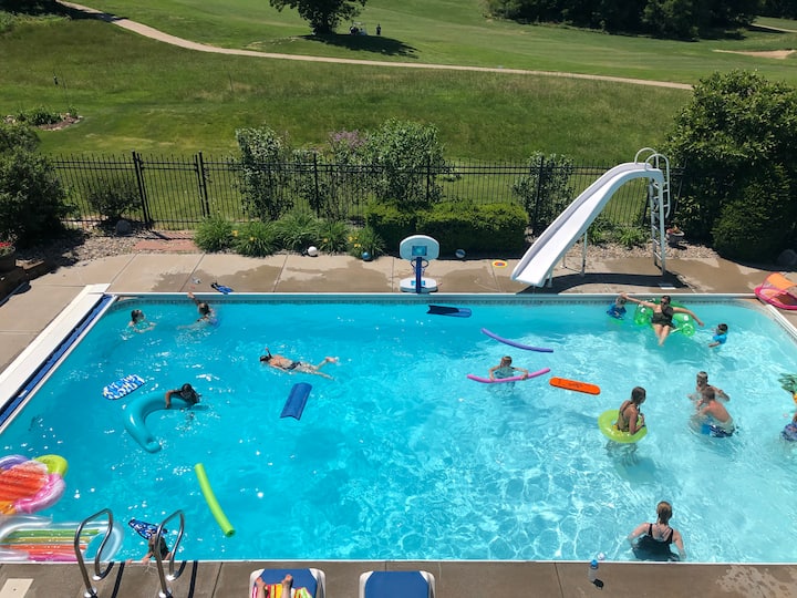 Summer Fun or Family Retreat w/ pool! - Houses for Rent in Bellevue ...