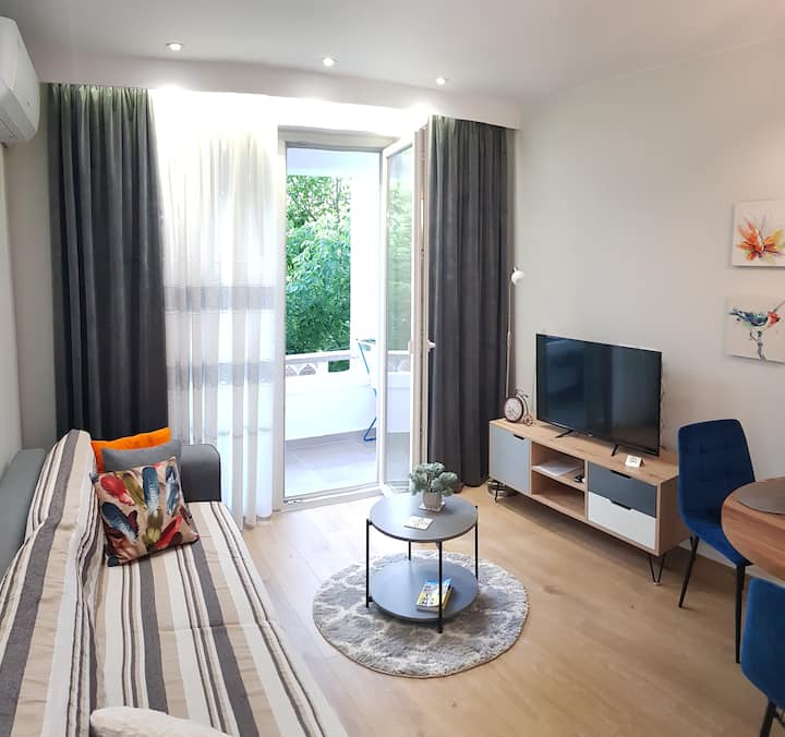 First Stay Tirana Center, Myslym Shyri - Tirana