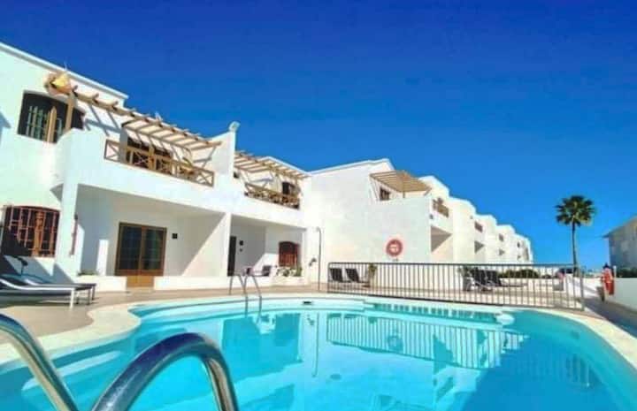 Heated Pool. Wifi. 300m Beach - Puerto del Carmen