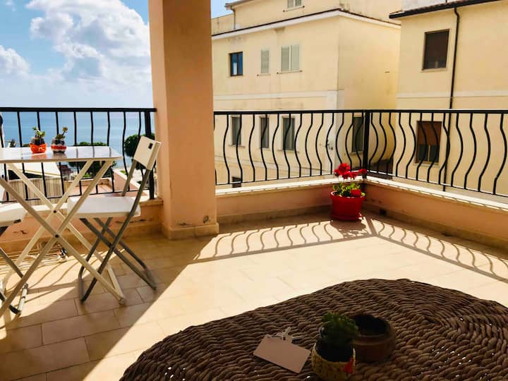Stanza Doppia Con Balcone Vista Mare - Diamante