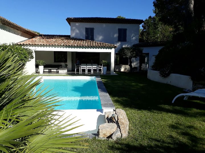 Villa Avec Piscine Chauffée à 2 Pas Des Plages - Sainte-Maxime