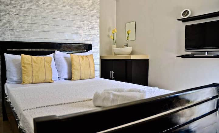 Ilocos Bed & Breakfast - Laoag City