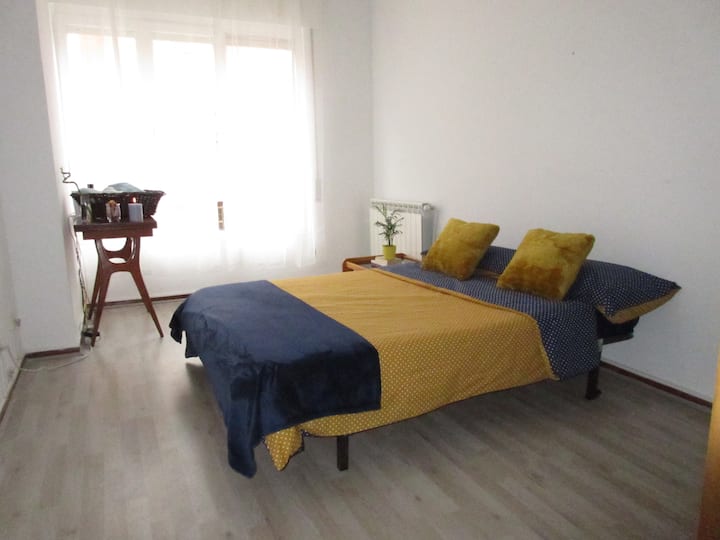 Luminosa Habitación En El Centro De Santander - Santander