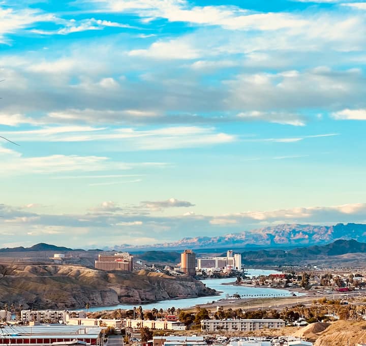 Silver View Tiny House Getaway - Bullhead City, AZ