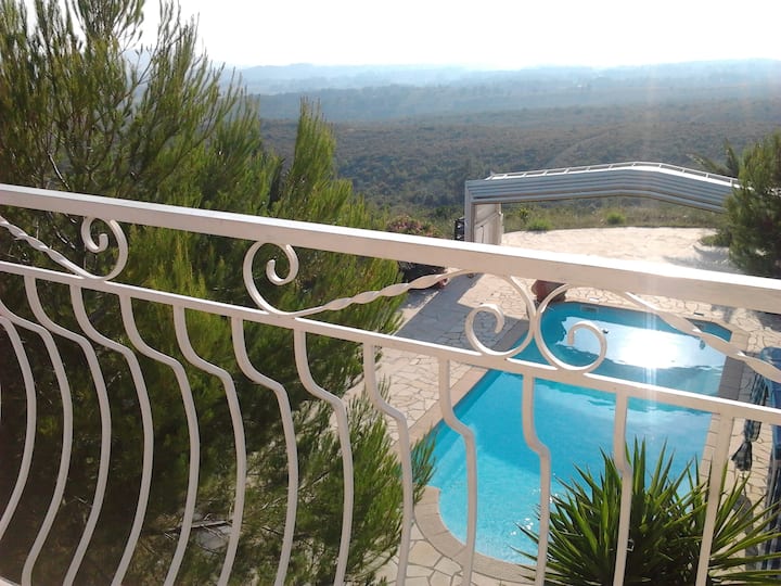 Domaine Des Hulottes/proche Circuit Du Castellet - Le Castellet