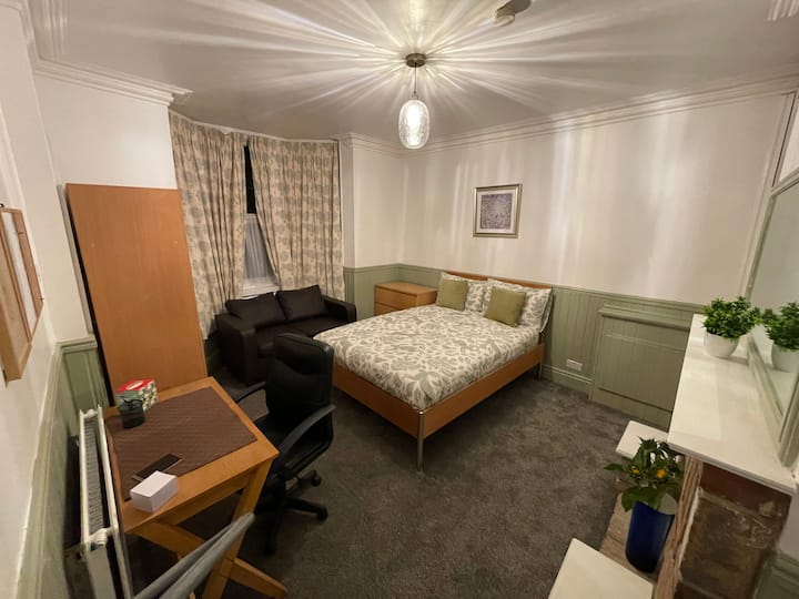 Lovely Flat Next To Qmc, & Near Notts Uni - Nottingham