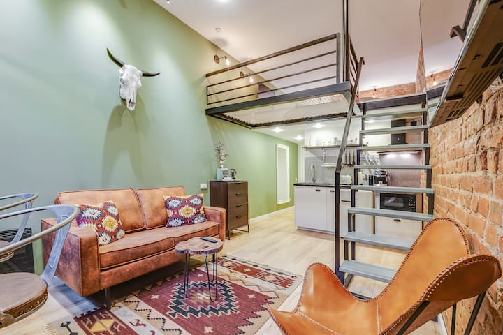 Green Forest Studio - Saint-Pétersbourg