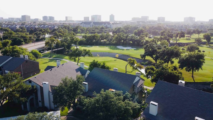 Momo Sweet Home (2bd/2ba) On Preston Rd With Pool - Dallas, TX
