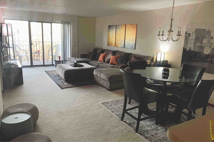 Winter Home | Family-friendly & Spacious. - Rochester Hills, MI